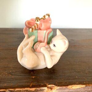 Lenox | Holiday | Vintage Lenox Presently Curious Kitty Figurine | Poshmark